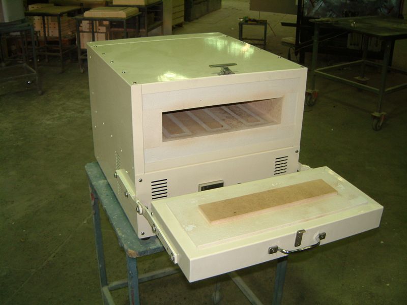 Tempering Furnace // Tetlow Kilns & Furnaces